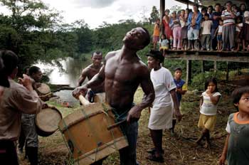 Ecuador Terra Incognita - matrimonio chachi 2